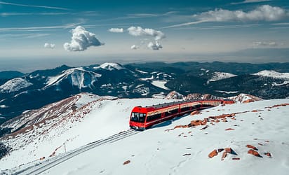 does amtrak go to colorado springs